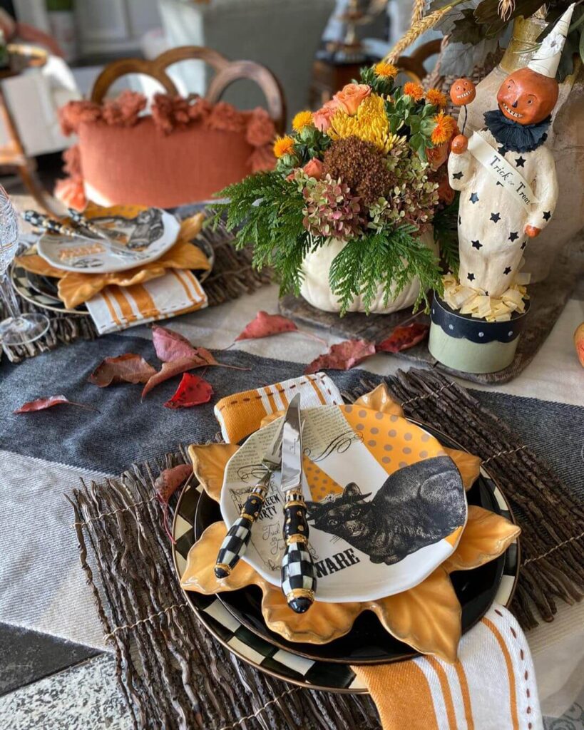 33 Easy Fall Table Setting Ideas - Mica Restaurant