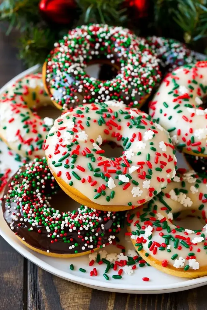 33 Best Christmas Donut Ideas