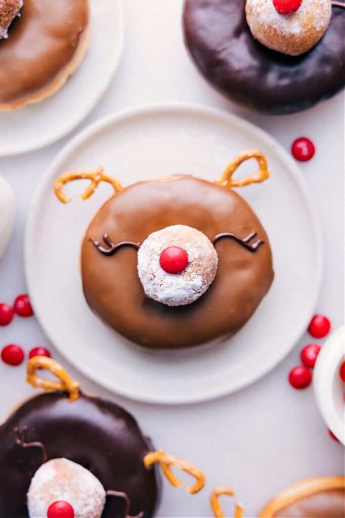 33 Best Christmas Donut Ideas