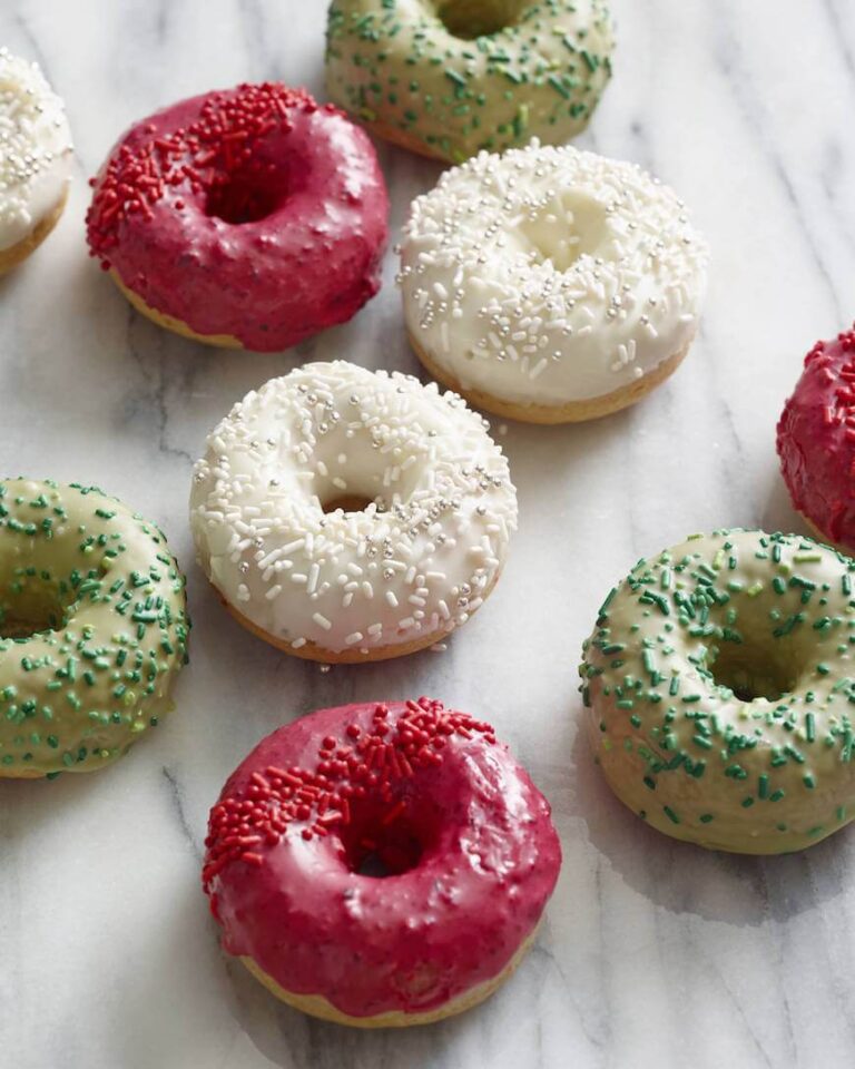 33 Best Christmas Donut Ideas