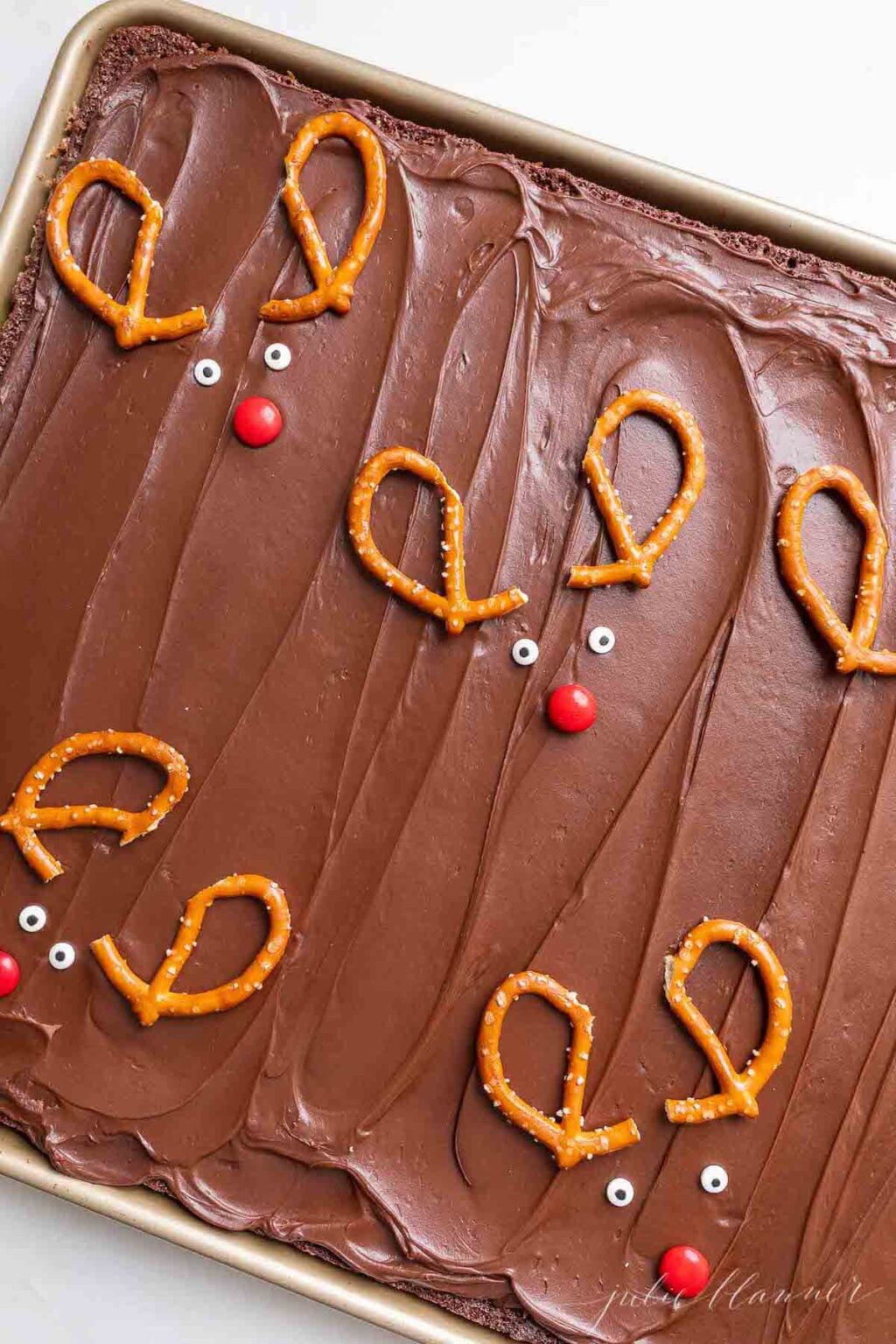 32 Easy Christmas Brownie Ideas - Mica Restaurant