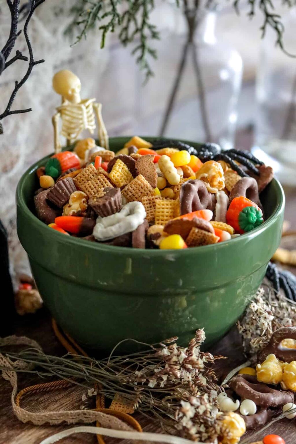 33 Best Fall Snack Mix Ideas