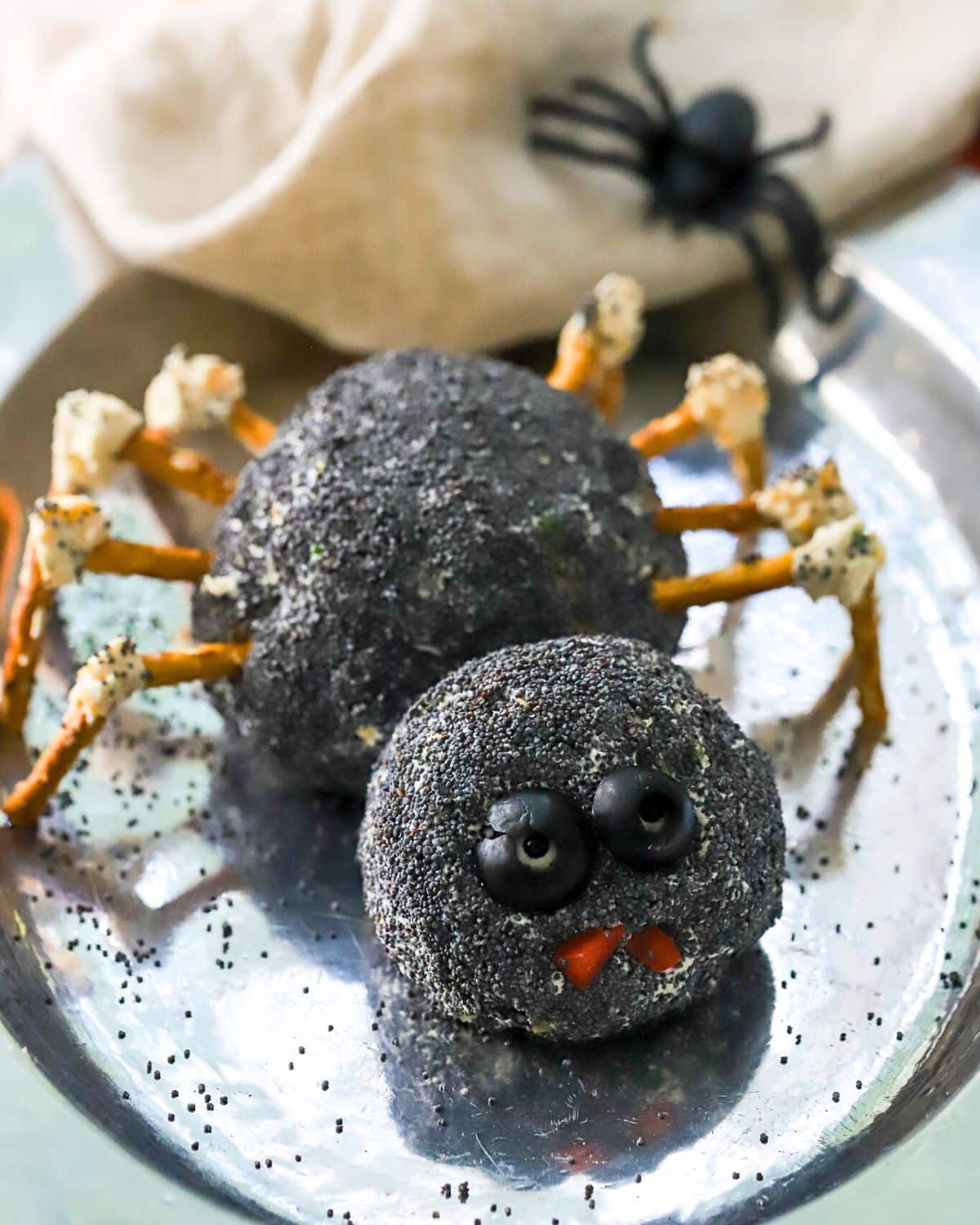 35 Best Halloween Cheese Ball Ideas