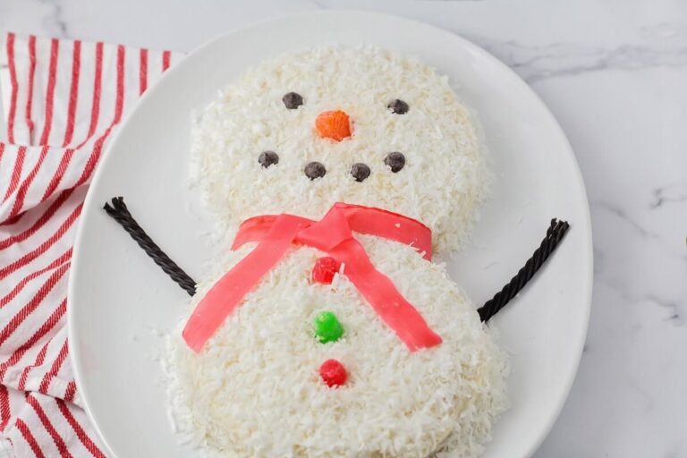 29 Best Snowman Cake Ideas